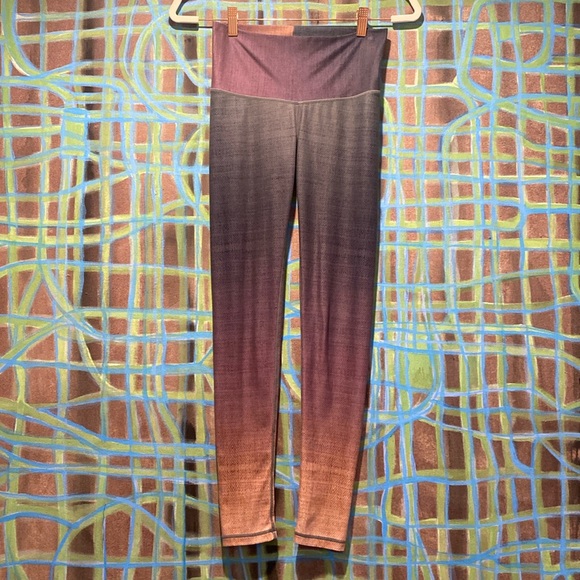 Niyama Sol | Pants & Jumpsuits | Niyama Sol Magic Hour Barefoot Legging ...